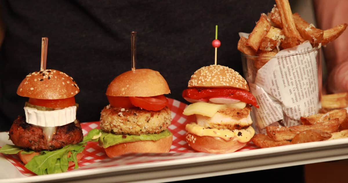 Recette de mini-burgers crabe, poulet, agneau | Zeste