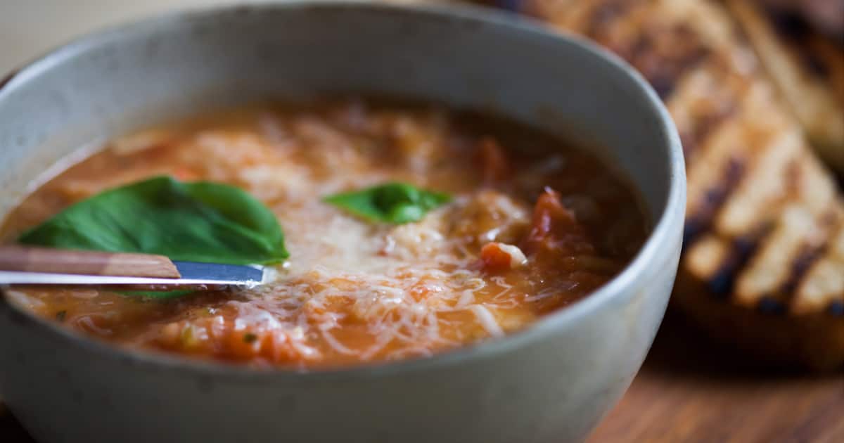 Soupe de tomates rouges à la Toscane | Zeste