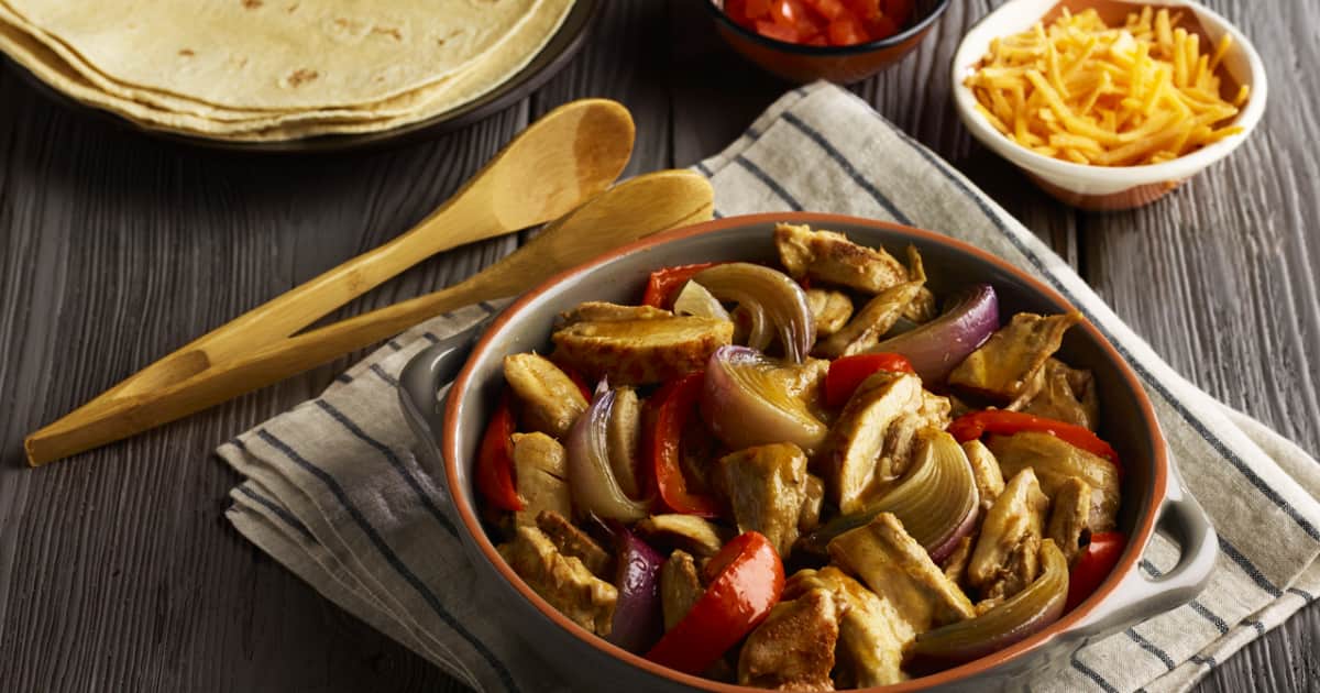 Recette de fajitas au poulet à la mijoteuse | Zeste