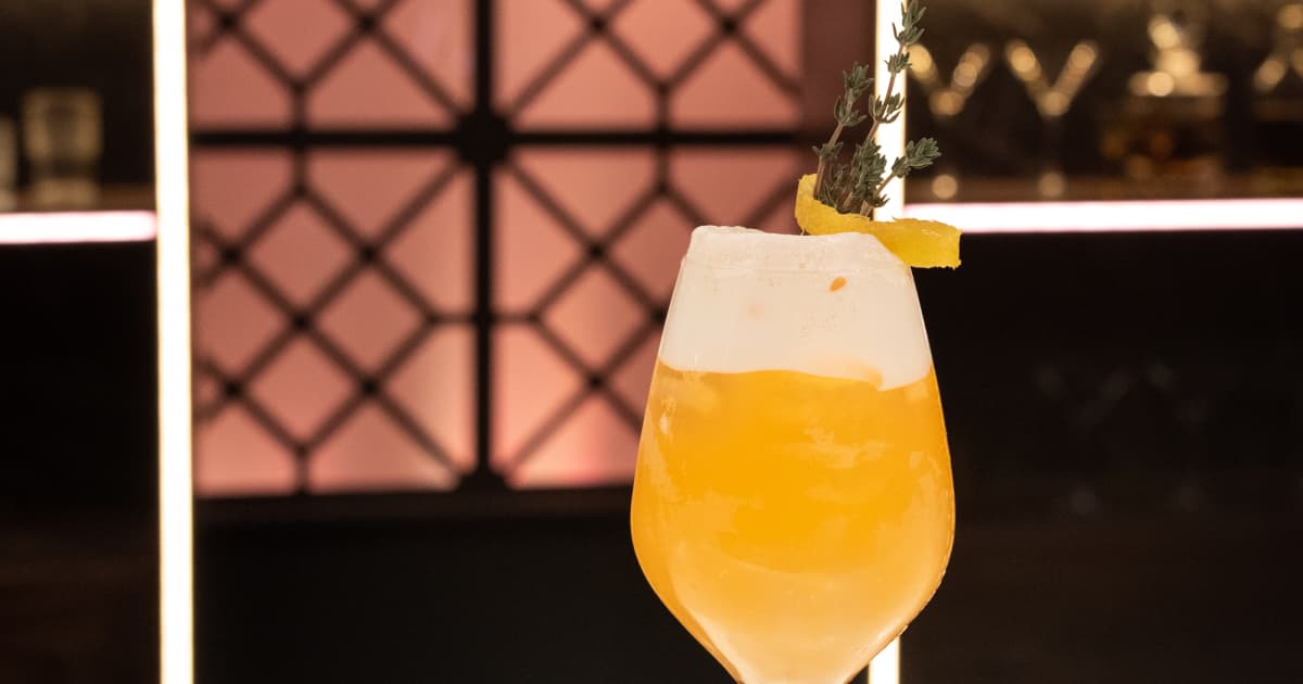 Cocktail et mocktail avec sirop de miel au thym | Zeste