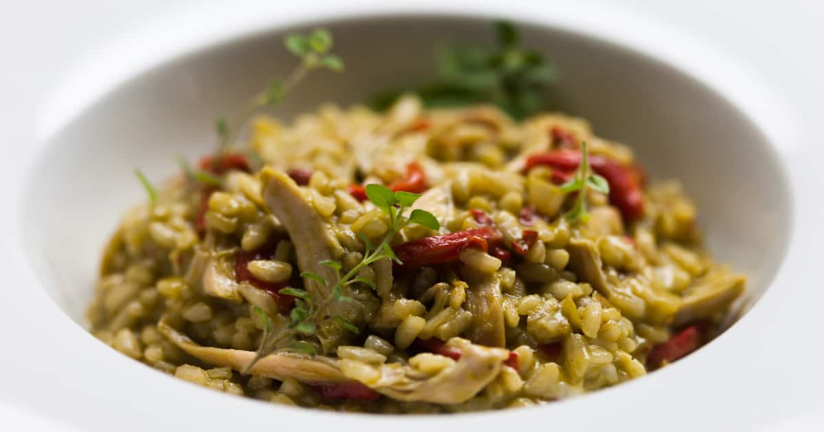 Recette de risotto à la purée de rapinis et au poulet | Zeste