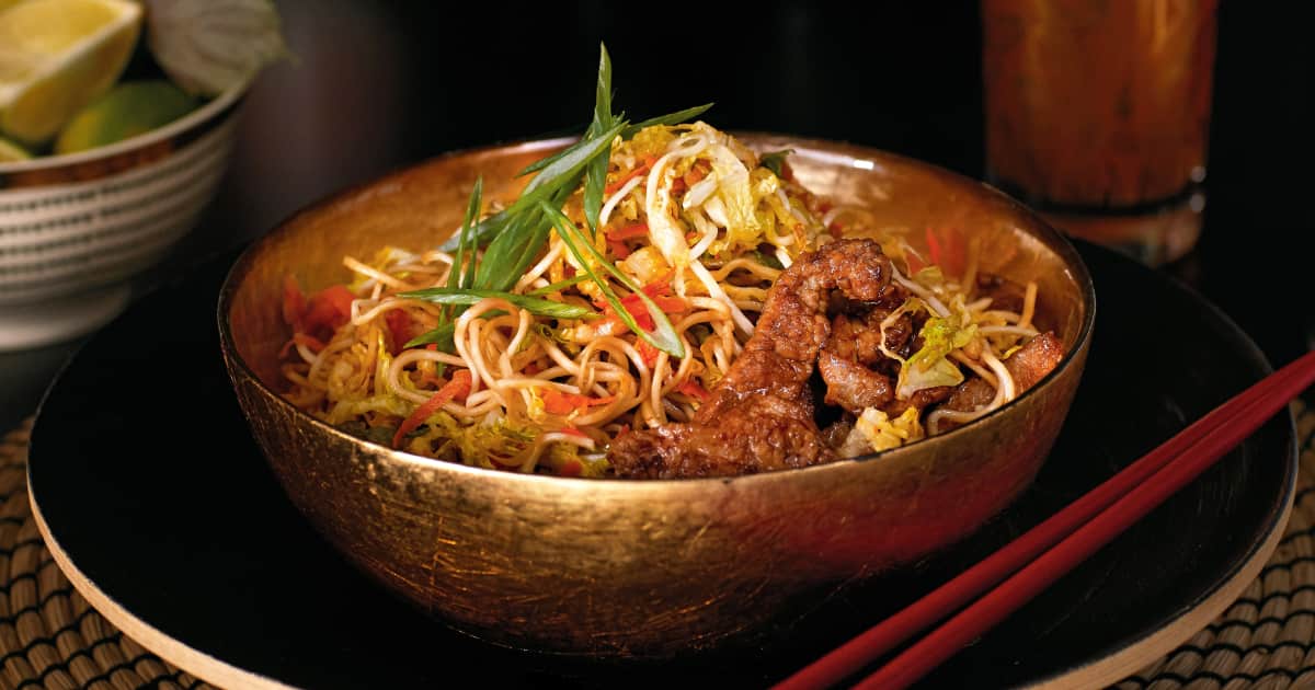 Recette de yakisoba au porc | Zeste