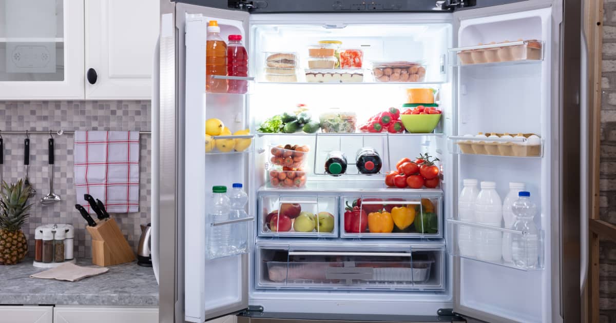 5 accessoires pour un frigo propre et organisé | Zeste
