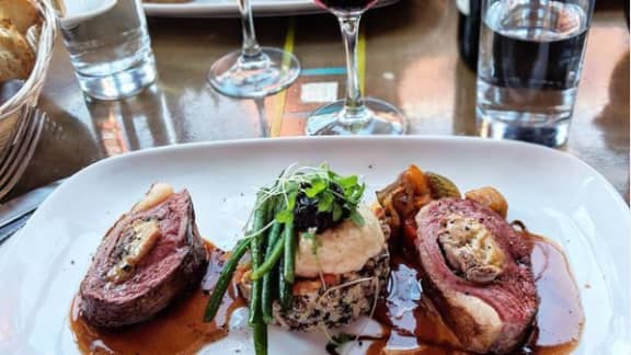 15 restaurants «apportez votre vin» à découvrir absolument | Zeste