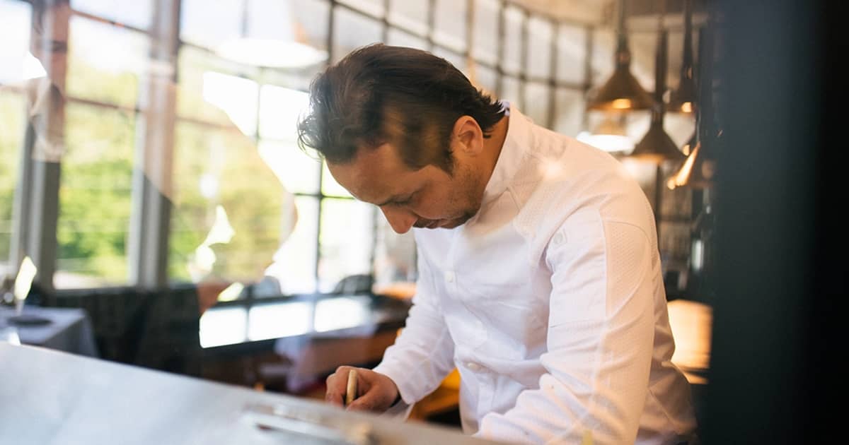 Le chef Hakim Chajar répond à nos questions ! | Zeste