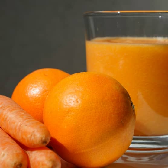 5 recettes de jus de fruits pour soulager les maux de l'hiver | Zeste