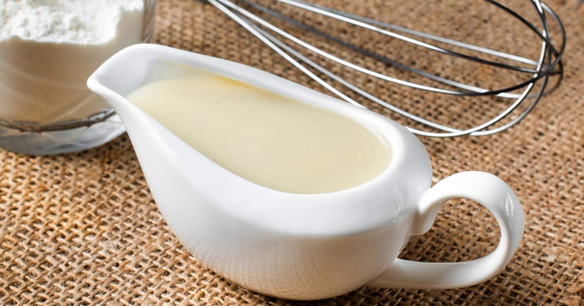 Recette de sauce béchamel simple et facile | Zeste