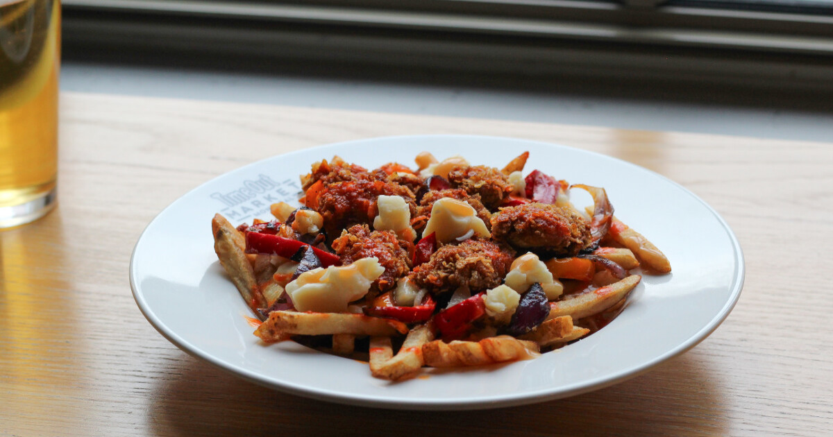 J'ai testé 6 poutines de la Poutine Week et voici mon opinion! | Zeste